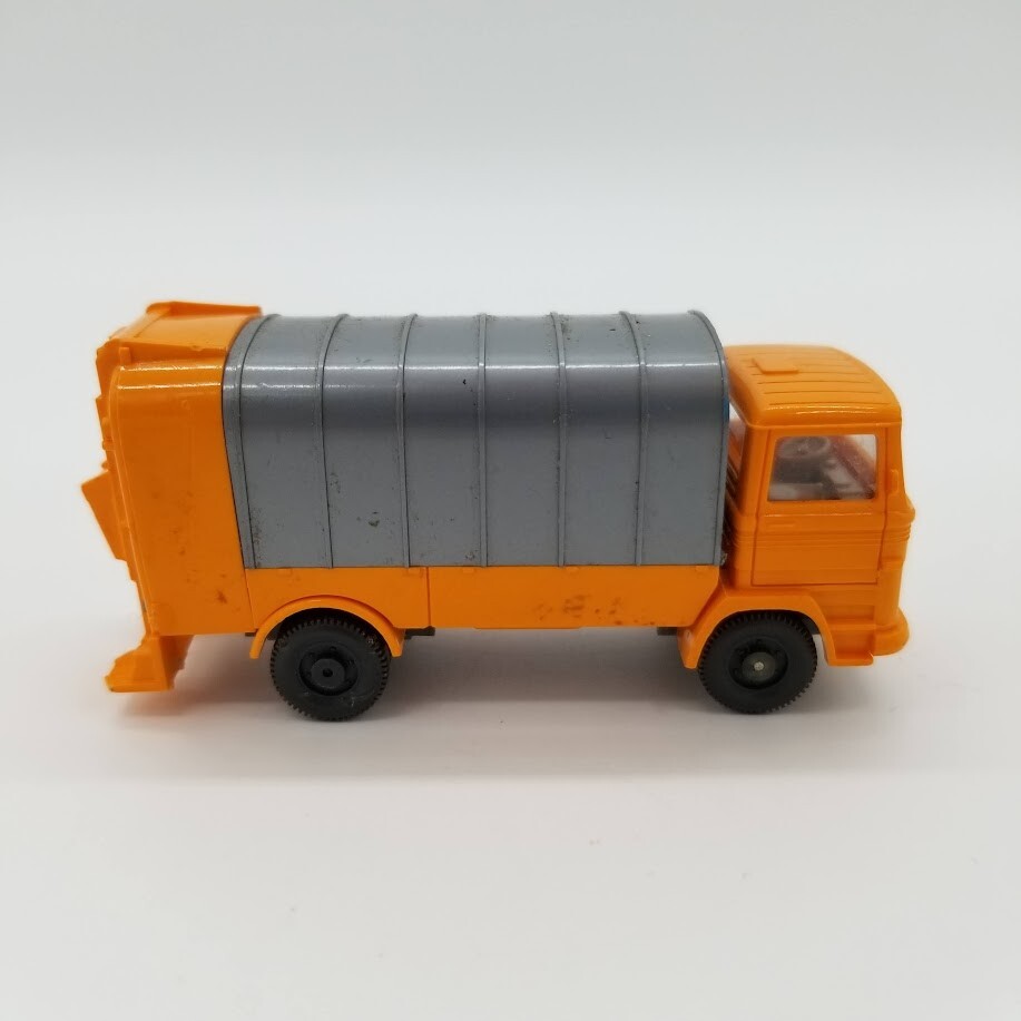 HO Scale - Wiking - Mercedes Garbage Truck - KUKA | eBay