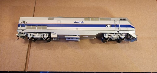 Ho DC Amtrak Locomotive #210 | eBay