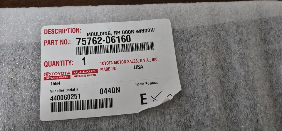 New Genuine Toyota Camry Left Rear Door Moulding Applique OEM 75762 ...