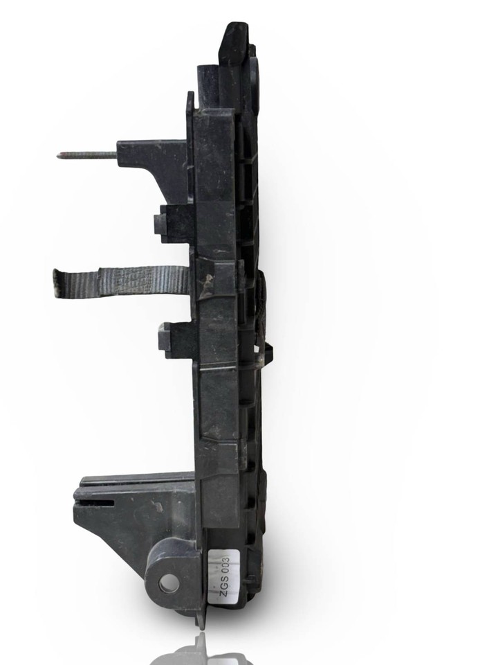 19-ON MERCEDES BENZ A CLASS W177 BATTERY TRAY BRACKET MOUNT A1776204201 ...