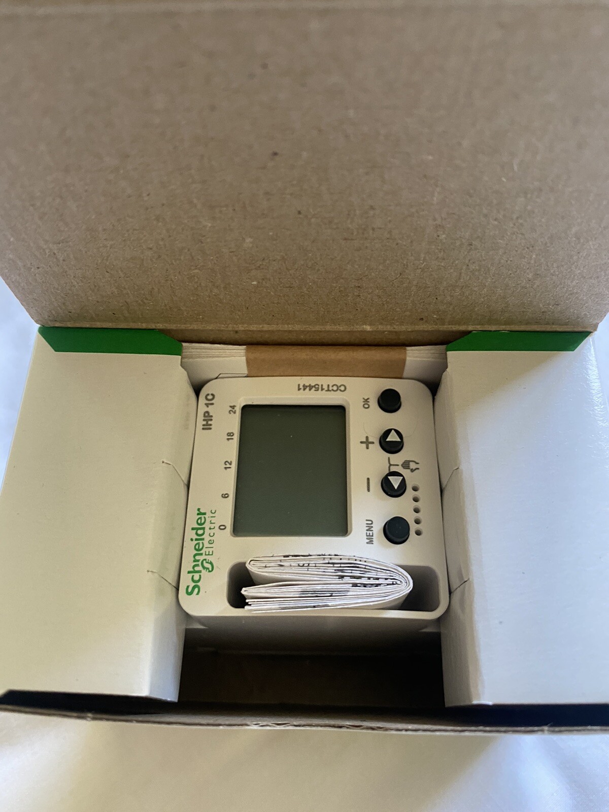 Acti 9 1 Channel Programmable Digital DIN Rail Time Switch for Lights ...