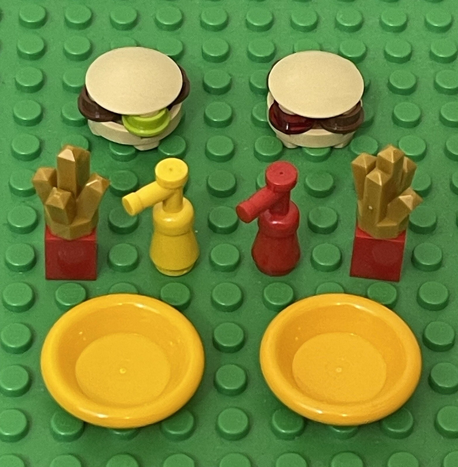 Lego City Mini Figures Fast Food,2 hamburger,2 fries,2 Dinner Plate ...