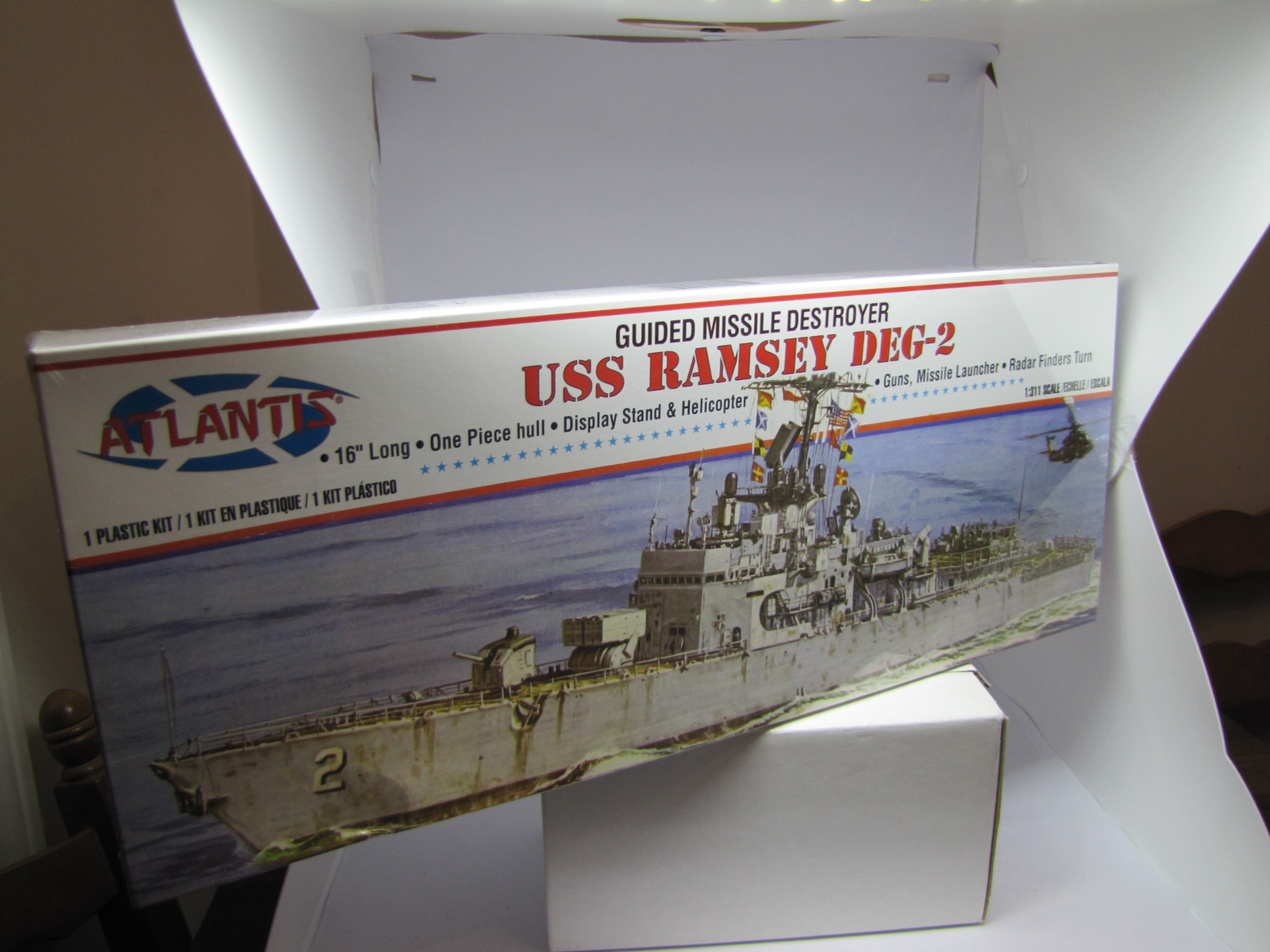 USS RAMSEY DEG-2 GUIDED MISSLE DESTROYER 1/311 ATLANTIS MODEL KIT SHIP ...