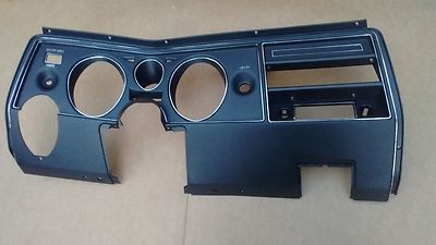 1969 69 Chevy Chevelle Dash instrument cluster panel bezel assembly ...