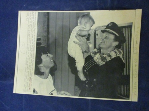 1989 David Cronin hero Pilot & Kelly Hart Emily Rose Honolulu Wire ...