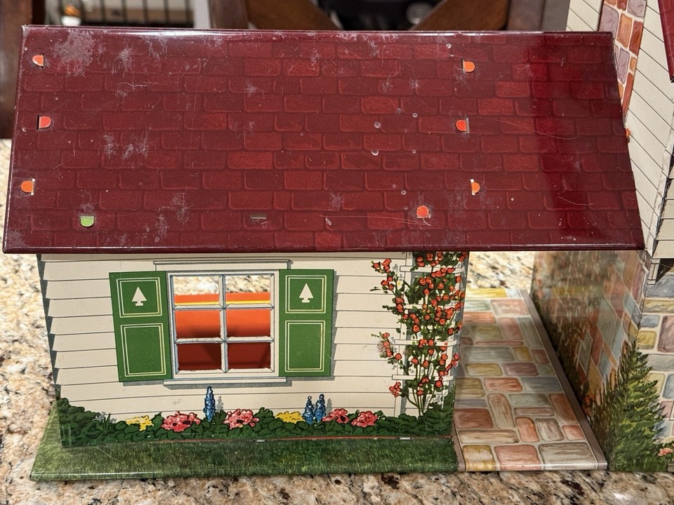 Vintage Marx DISNEY Tin Litho Doll House 2-Story w/garage, Breezeway ...