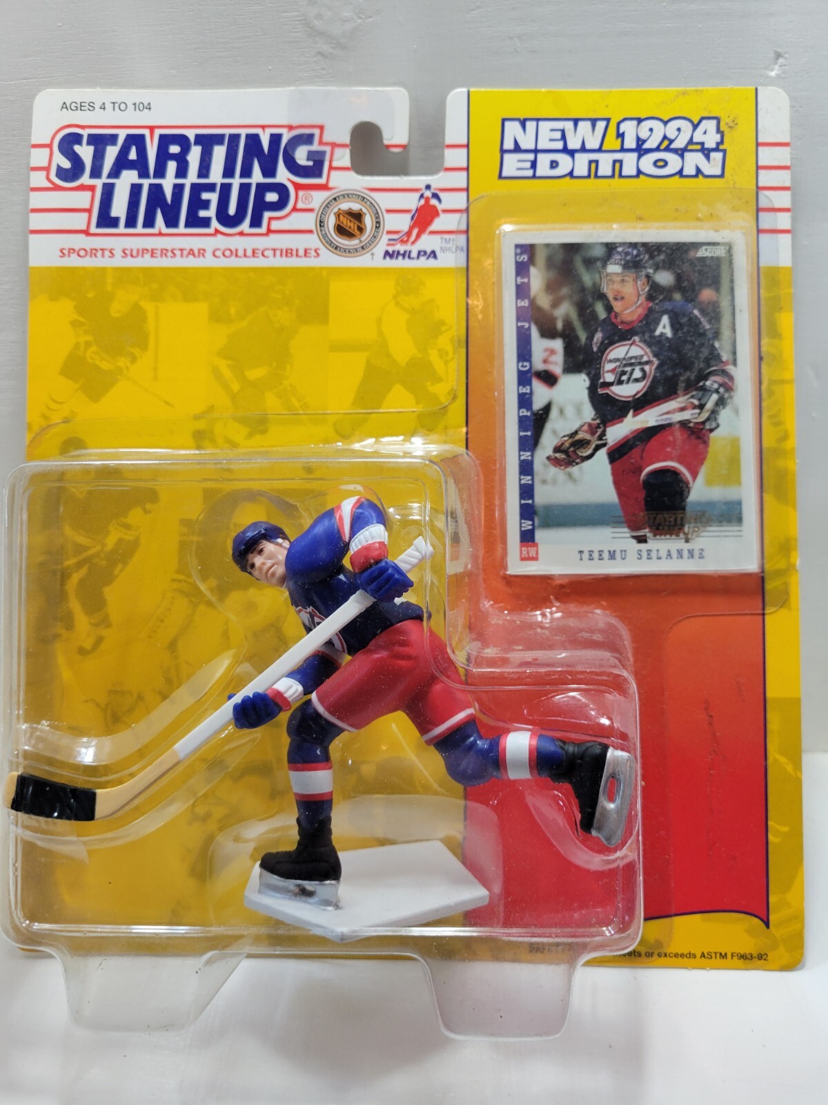 1994 STARTING LINEUP KENNER TEEMU SELANNE WINNIPEG JETS FREE SHIP NIP ...
