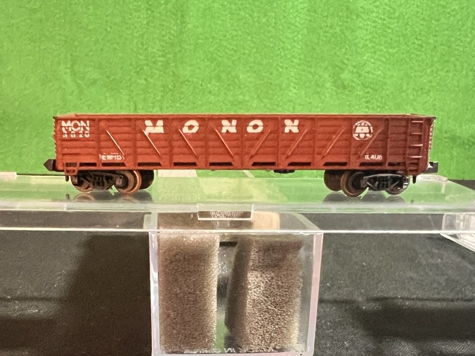 Set Of 2 Monon Cars: MicroTrains Box & Atlas Gondola 1 New 1 Pre Owned ...