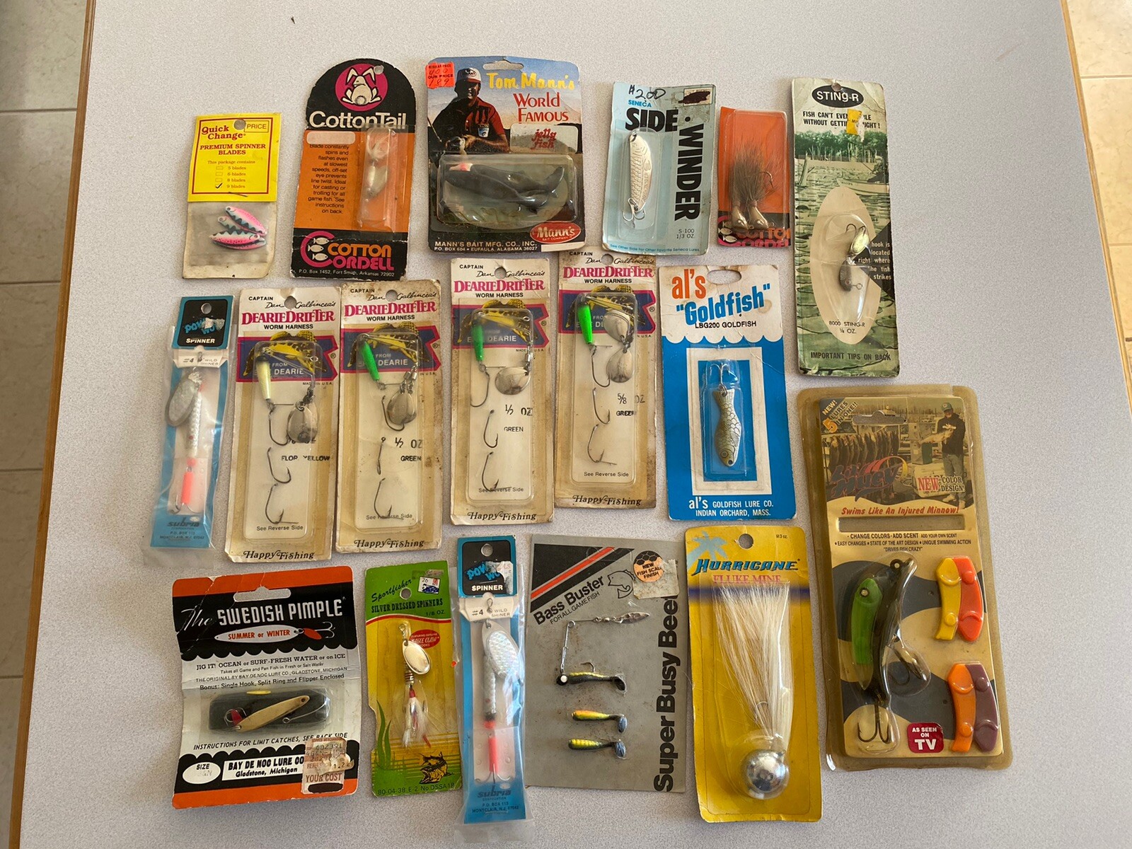 Vintage Lot Of 18 Vintage Fishing lures In Packages | eBay
