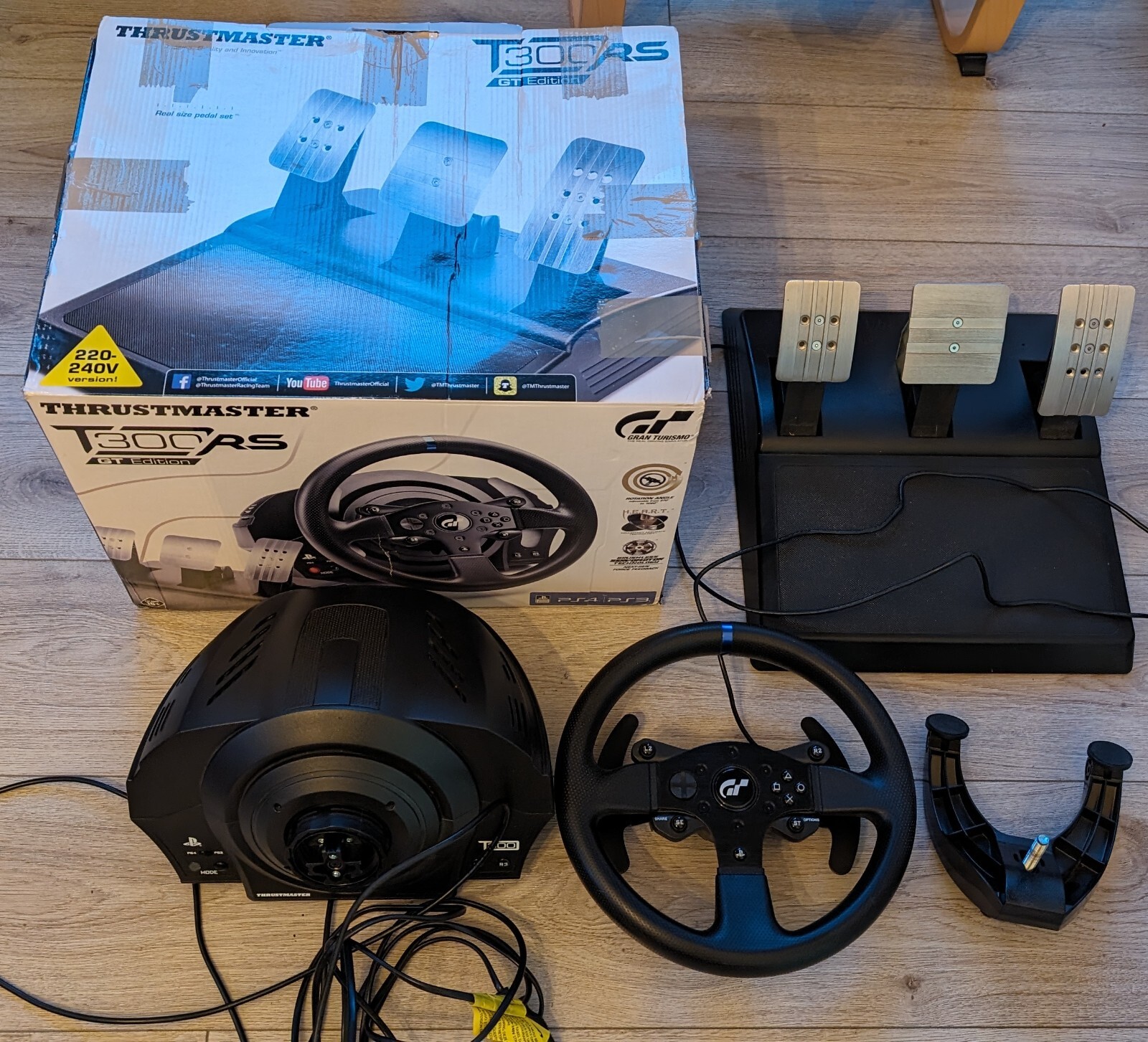 Thrustmaster T300 RS GT Edition Lenkrad - Wheel (4160681) + 3-Pedalset ...