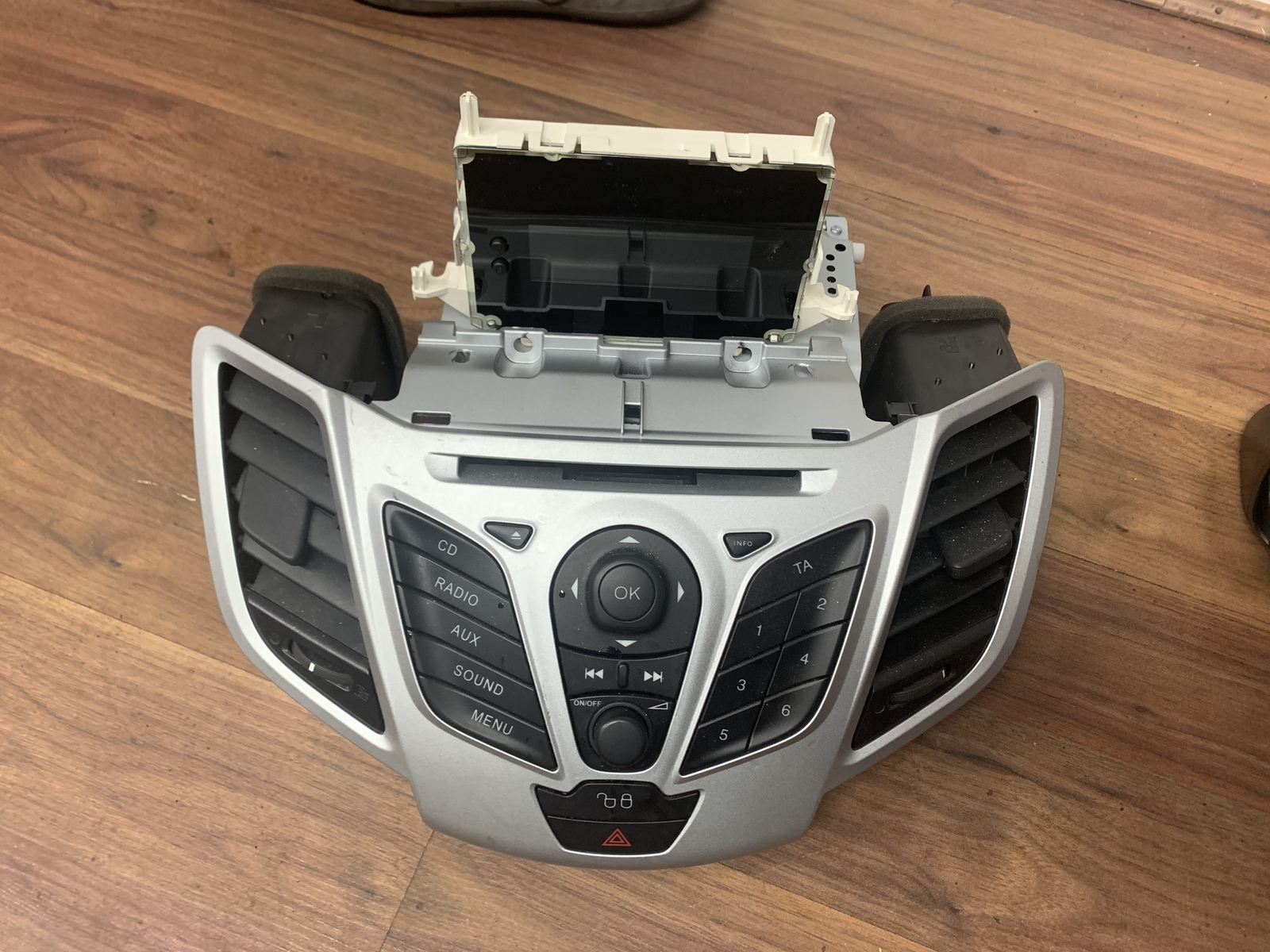 2012 Ford Fiesta Radio