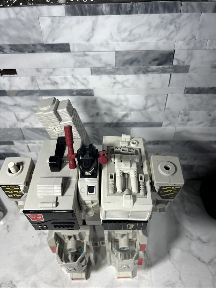 Vintage G1 Original Transformers METROPLEX Autobot City Hasbro 1985 ...