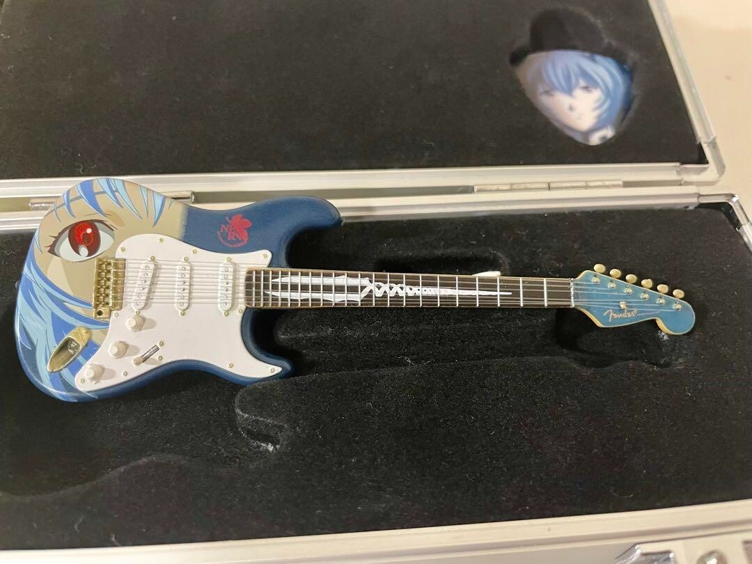 Evangelion Rei Ayanami Model Guitar Stratocaster 1/8 Model FENDER ...