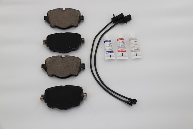 Genuine Bentley Bentayga Rear Brake Pads OEM Part# 4M0698451C for sale ...