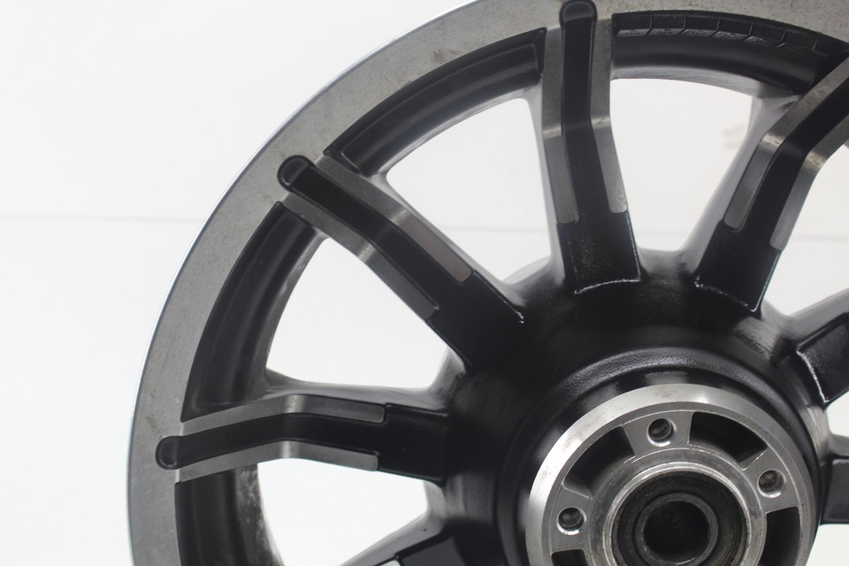 14-19 Harley Davidson Touring Electra King Street Road Glide Rear Wheel ...
