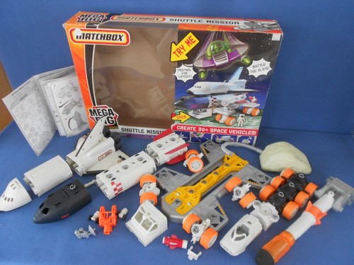 Matchbox MBX Mega Rig Shuttle Mission: 2008 Space Shuttle Building ...