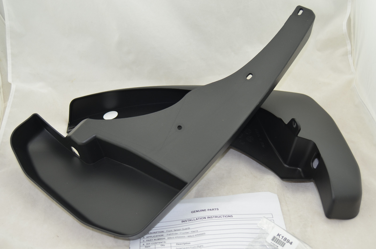 2005-2019 Genuine Nissan Frontier Splash Guards Front 999J2-XR00003 Mud ...