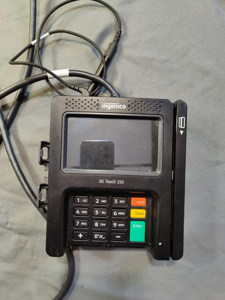 Ingenico payment bundle- iSC Touch 250 x4 , Combox x2, all power cables ...
