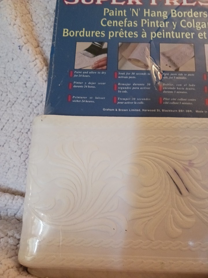 Graham Brown Super Fresco Paint n Hang Borders 92893 Scroll Prepasted ...