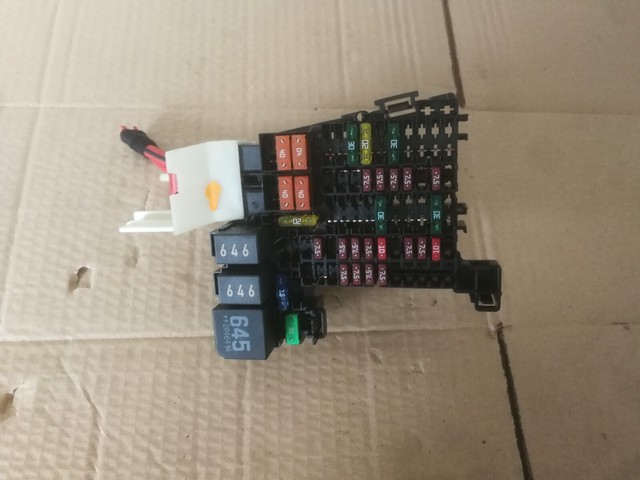 2021 VOLKSWAGEN ID3 FUSE RELAY BOX 5WA937615 for sale online | eBay