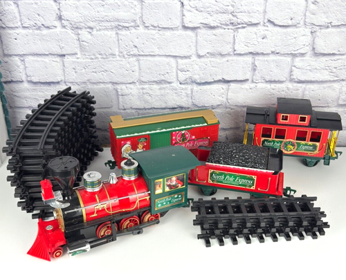 North Pole Express Christmas Train Set G Scale With Track By Eztec ...