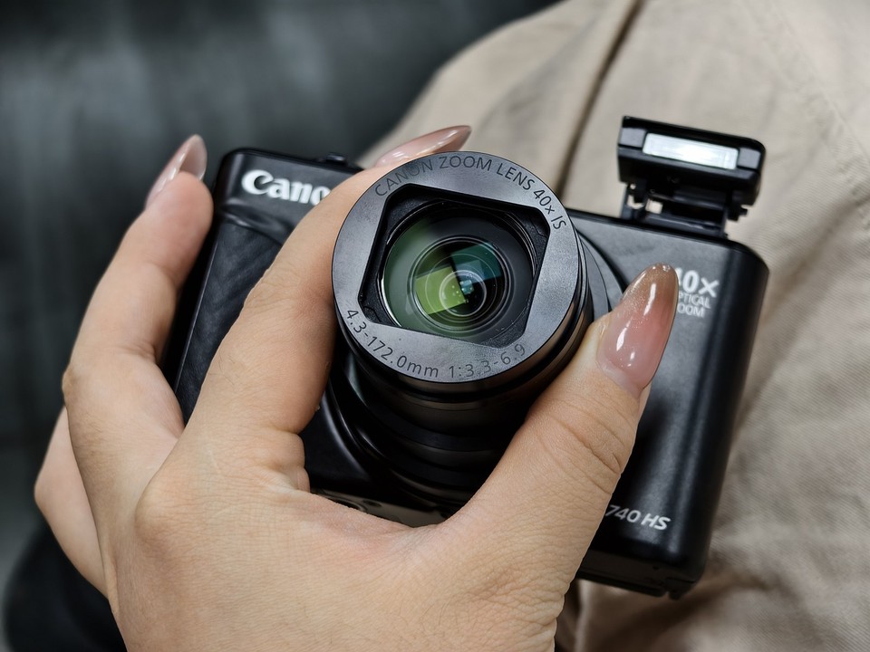 Canon PowerShot SX740 HS 20MP 40x Zoom 4K Digital Point & Shoot Camera ...