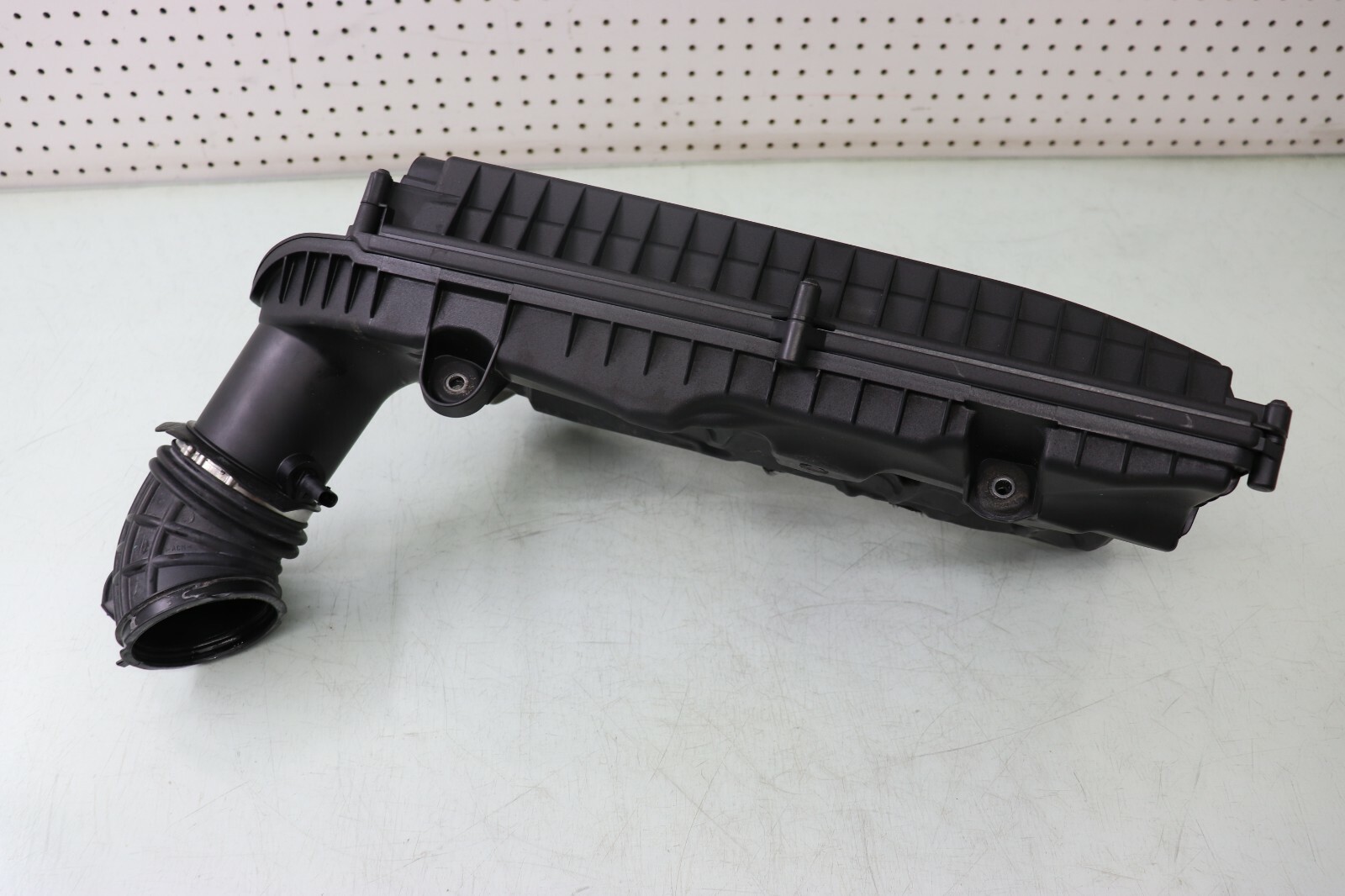 2012 12 MERCEDES SLK350 ML350 R172 AIR INTAKE CLEANER BOX HOUSING ...