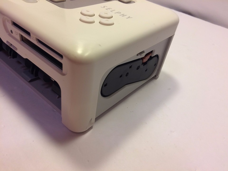 Canon Selphy CA-CP200 Compact Photo Printer NO Power Cord. NO BACK ...