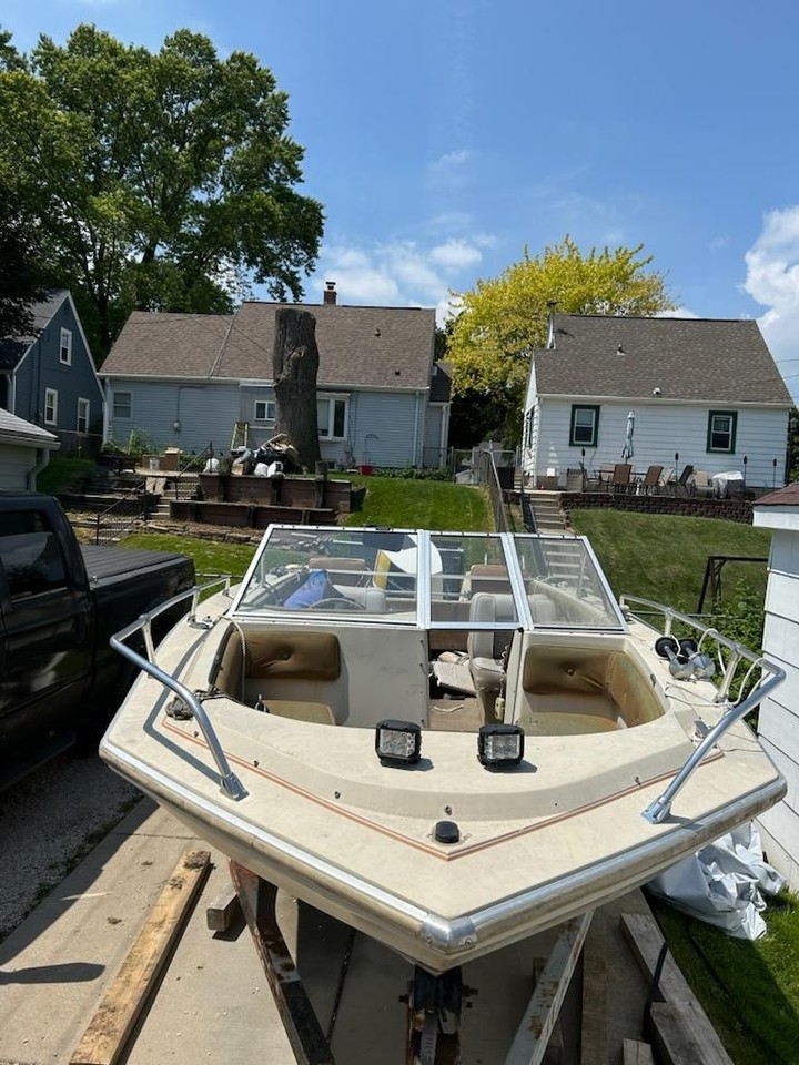 1979 Larson 19' Boat w/ Clean Title & Trailer | eBay