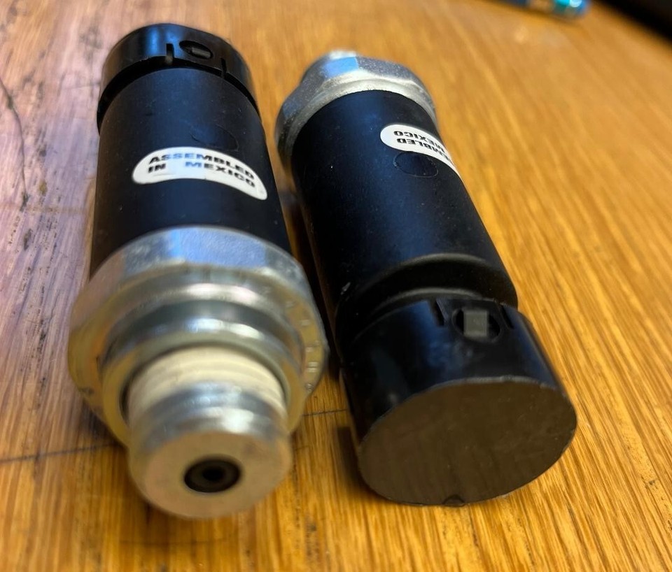 GM #19244505 engine oil pressure sensor sending unit QTY 2 | eBay