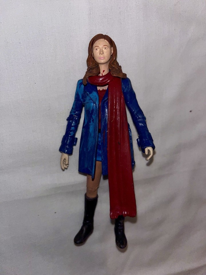 Doctor Who Amy Pond Vincent Van Gogh & Yaz Yasmin Khan Character Custom ...