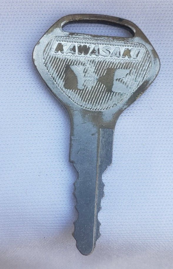 Vintage OEM KAWASAKI MOTORCYCLE IGNITION KEY Number 772 | eBay