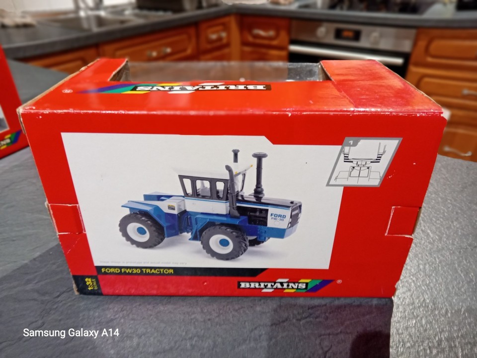 Britains Farm - Ford FW-40 Agricultural Tractor conversion- 1:32 Scale ...