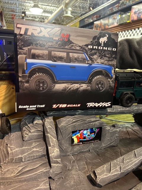 Traxxas 97074-1 Blue 1/18 scale TRX4M Mini Ford Bronco RC crawler for ...