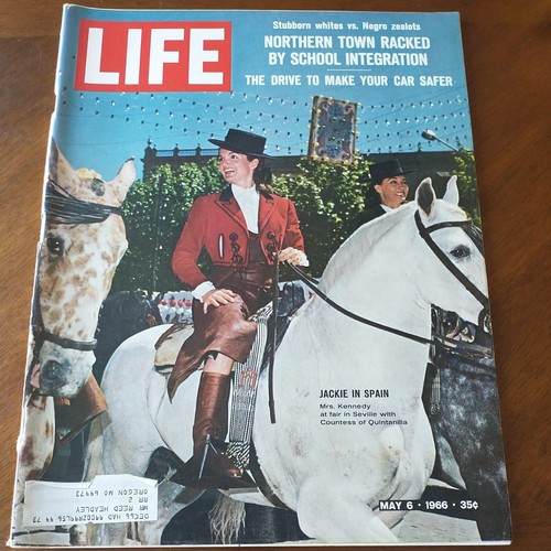 LIFE Magazine May 6 1966 Jackie Kennedy | School Integration | eBay