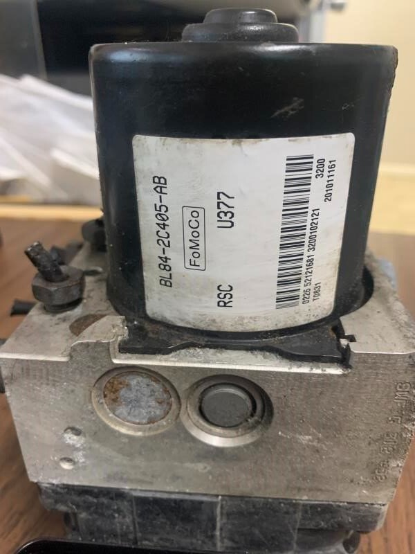 2010-2012 Ford Escape ABS Anti-Lock Brake Pump Assembly | OEM | Front ...