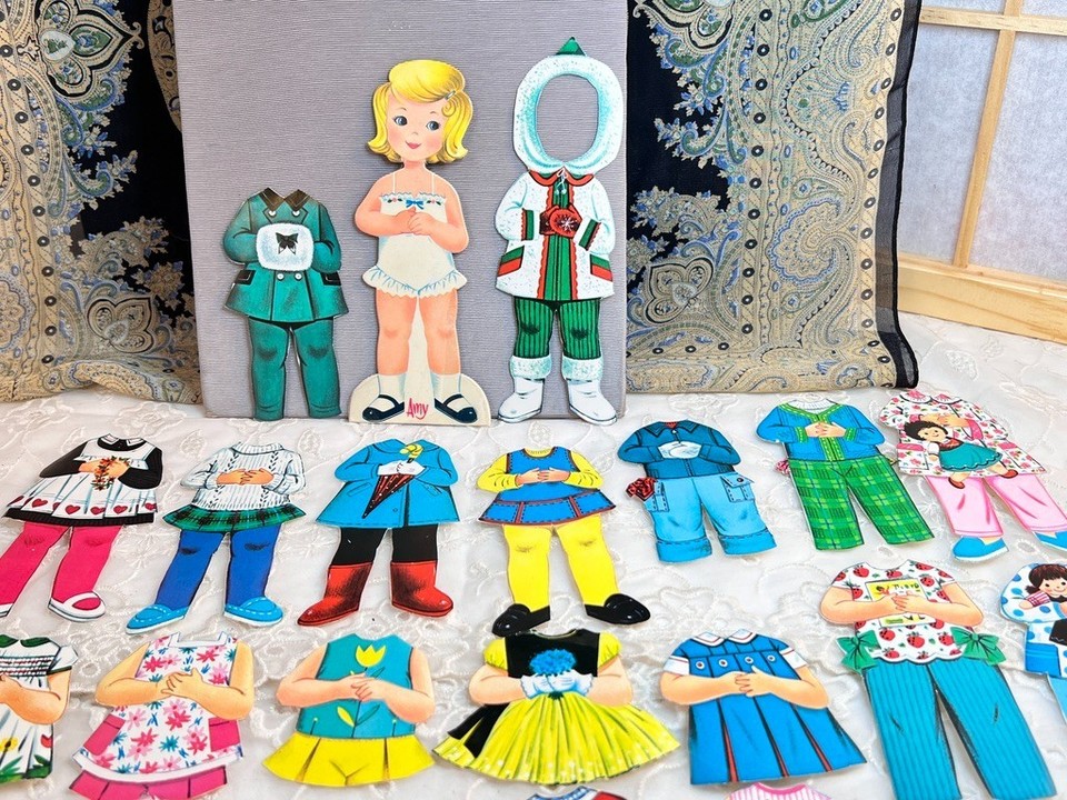 Vintage Amy Magic Paper Doll 30 Outfits 3 Hats Original Doll and Box | eBay