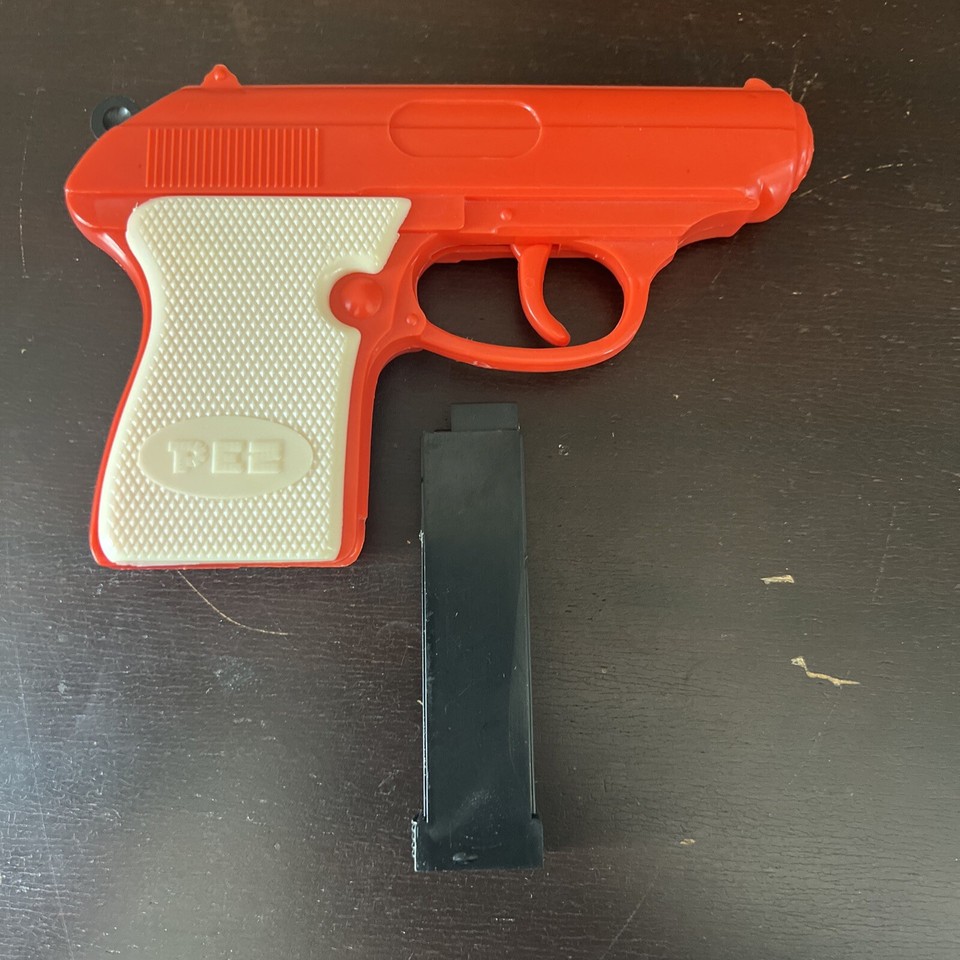 PEZ Pistole Candy Shooter Vintage Pistol Orange 1970's Figure Toy ...