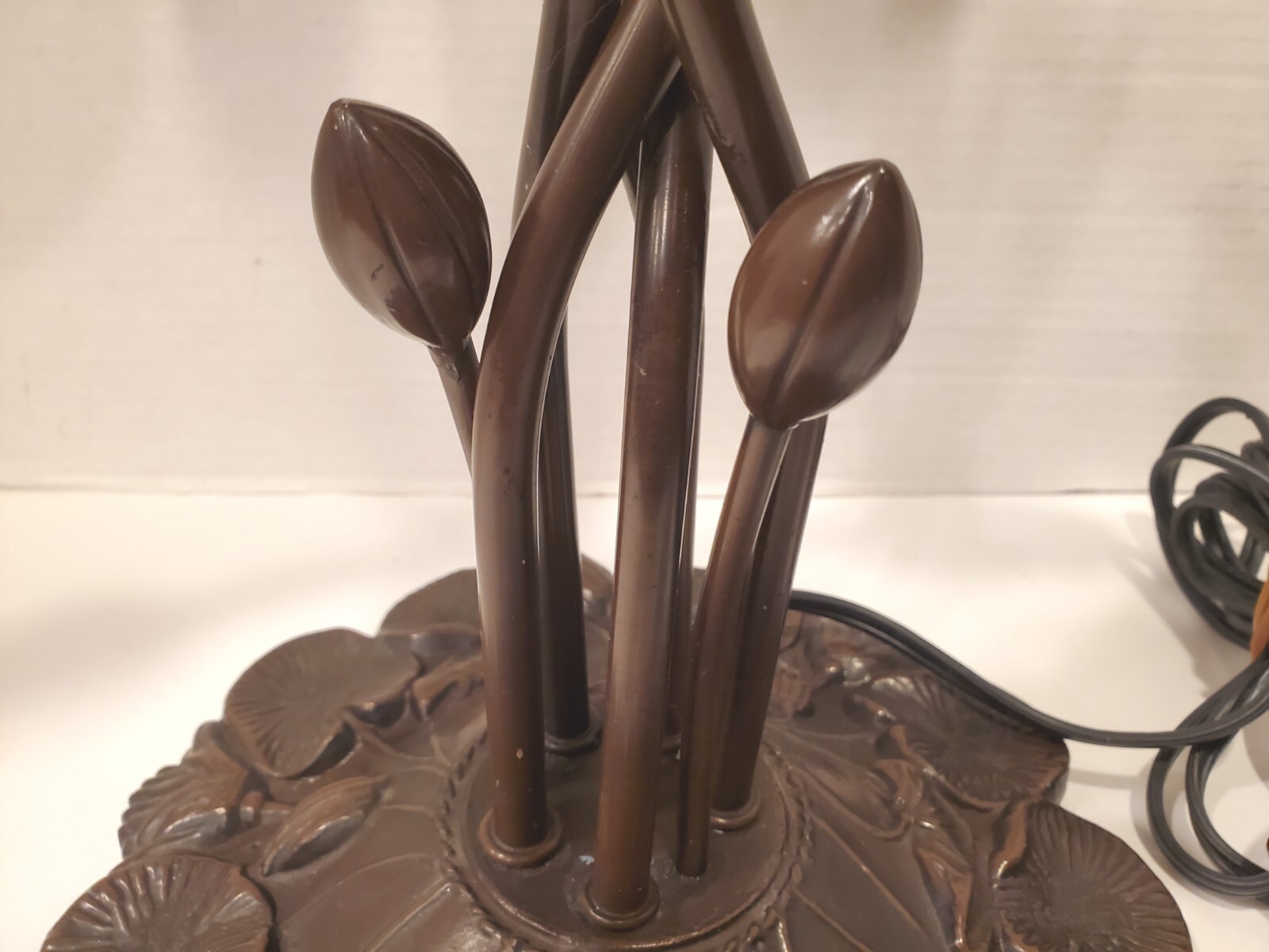 Vintage Ting Shen Lilly Pad Portable Table Lamp/Desk Lamp Brass No ...