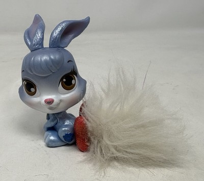 Princess Palace Pets Berry Snow White Fluffy Tail Disney (K8) Figure ...