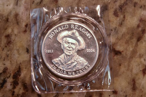 Ronald Reagan Peace Through Strength 1 oz Silver Round .999 Fine BU ...