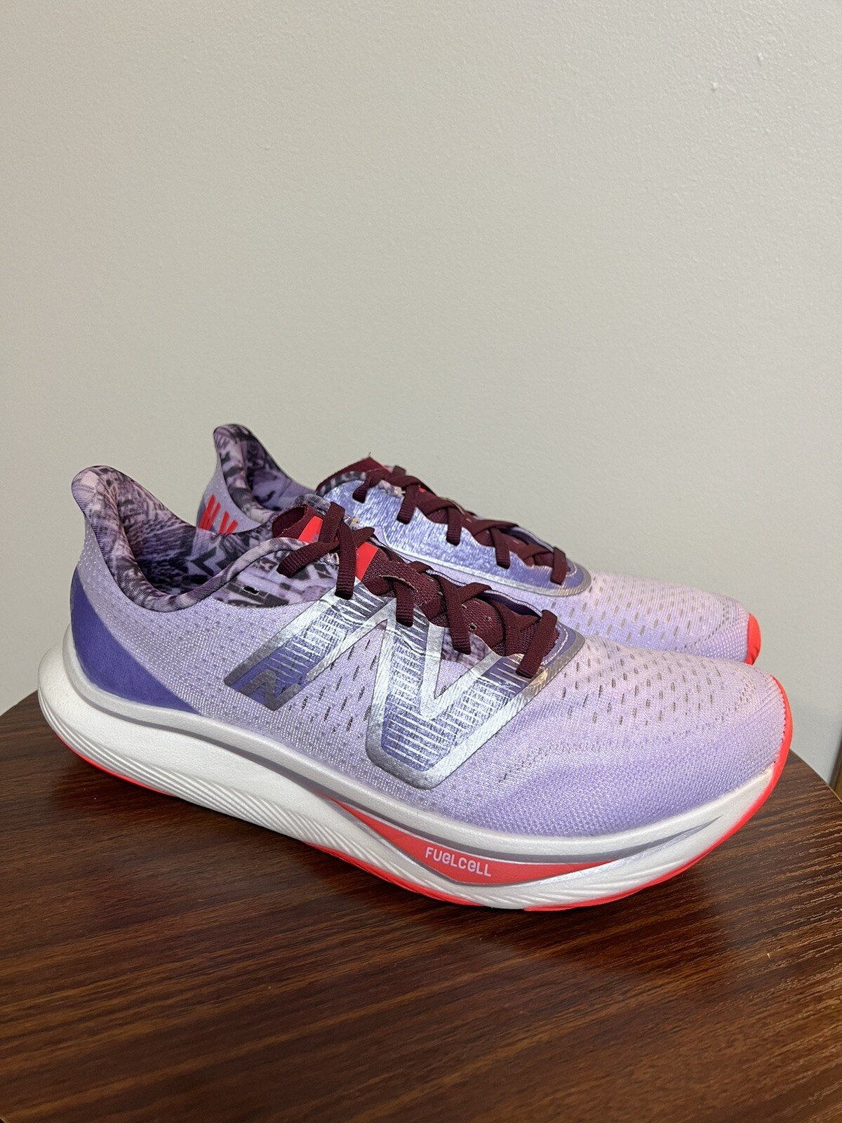 Women's New Balance Fuel Cell Rebel V3 - NYC Edition … - Gem