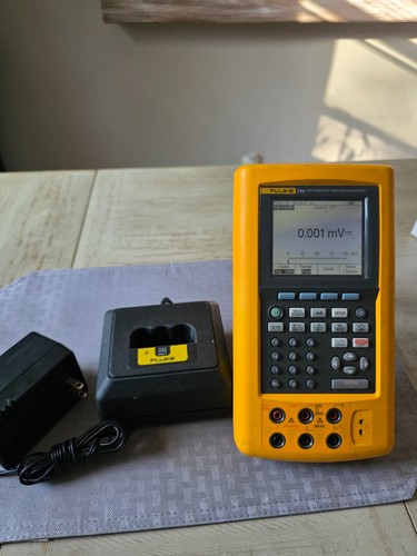 Fluke 744 Documenting Multifunction Process Calibrator | eBay