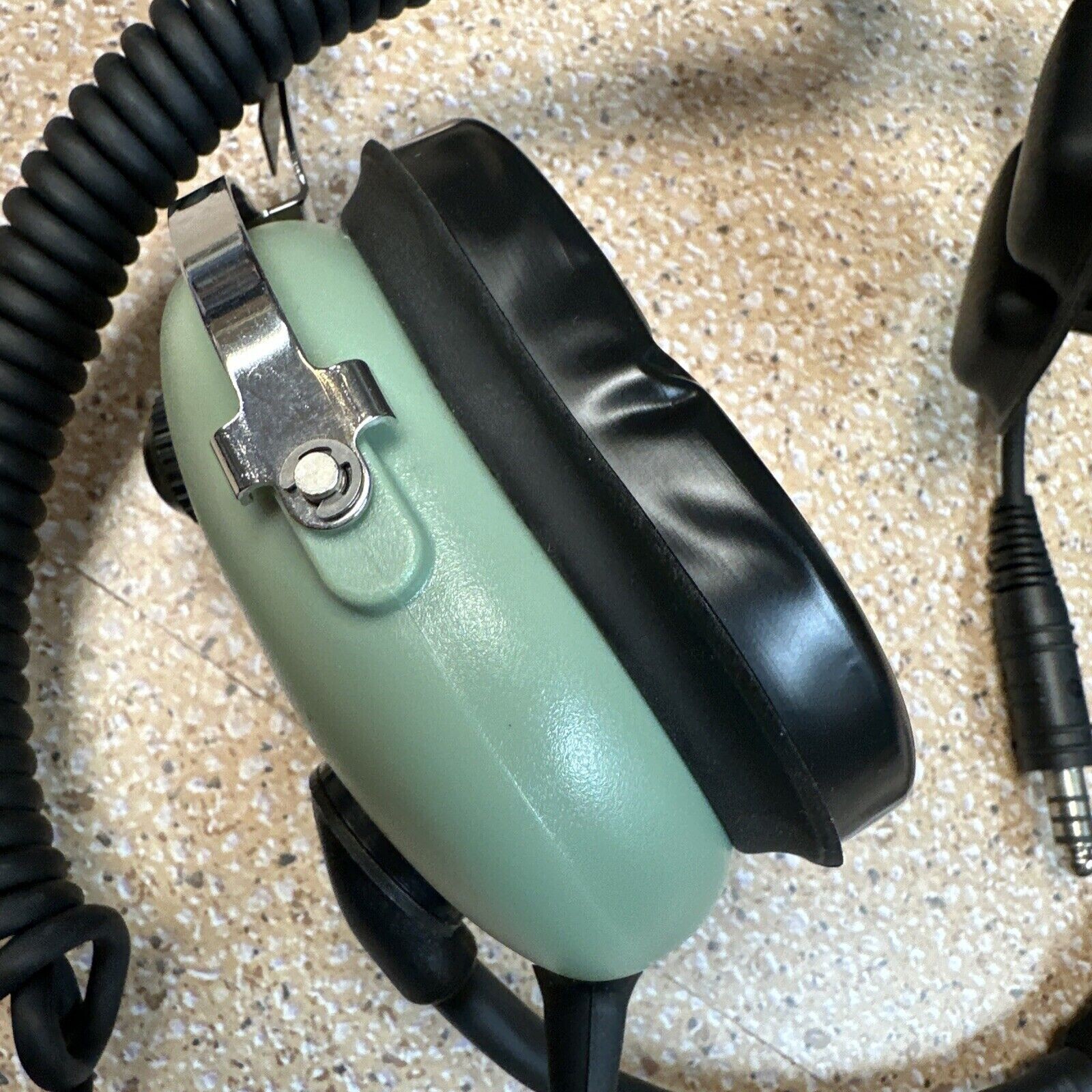 David Clark 40523G-01 Headset w/ Mic Single Ear Single Plug aviation ...