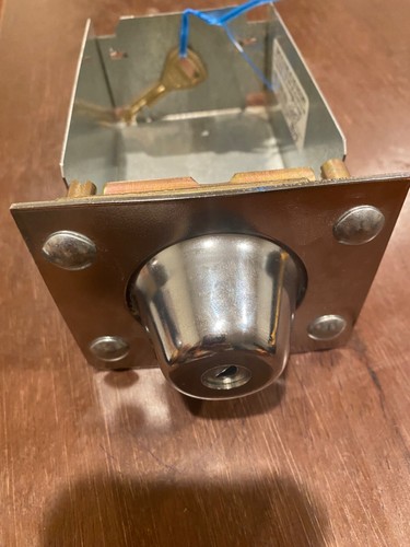 GREENWALD COIN BOX WITH LOCK AND KEY PART #GW8-2170 (WA080270) for sale ...