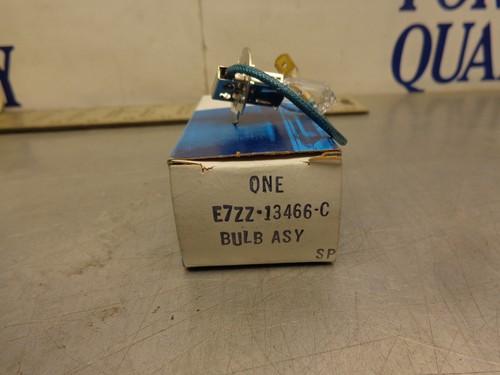 FORD OEM E7ZZ-13466-C Fog Driving Light Lamp Bulb Wire Socket Asy 87 ...