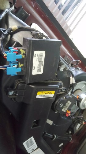 2003-2006 Chevy Suburban Tahoe Yukon Escalade HVAC Control Module Rear ...