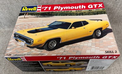 Revell 1971 '71 Plymouth GTX Plastic Model Kit #7608 1:24 Scale | eBay