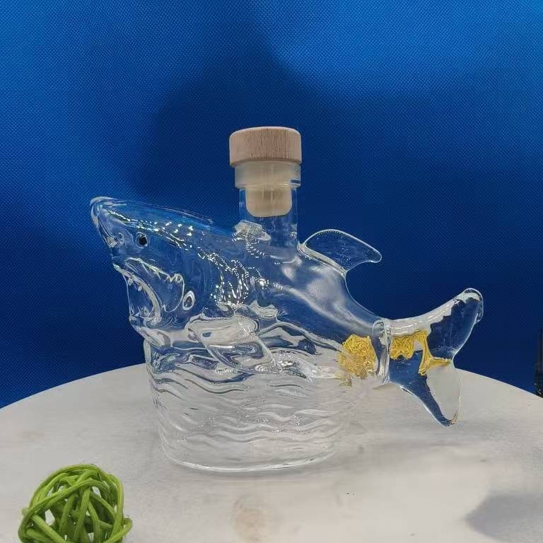 Shark Glass Whiskey Decanter 320ml Cartoon Shark Liquor Bottle Bar ...
