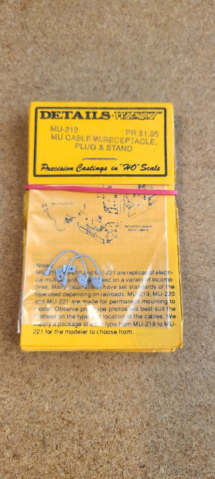 Details West HO MU Cable w/Receptacle Plug and Stand #MU219 | eBay